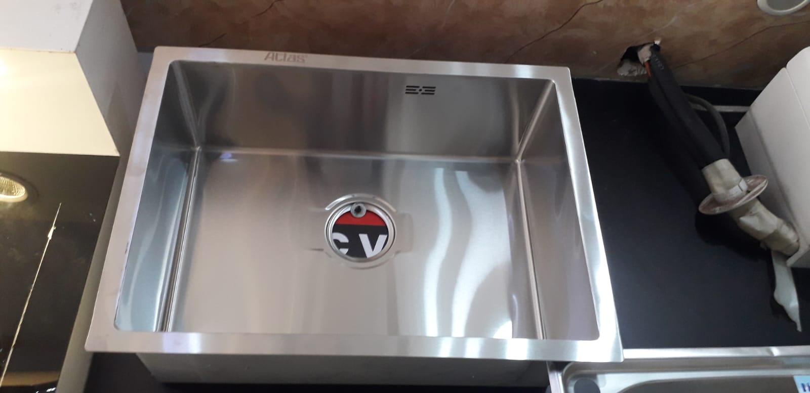Kitchen Sink Mixers – Bathhub